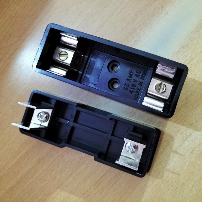 Bakelite Kit Kat Fuse - KOOZA - Bhargava Industry